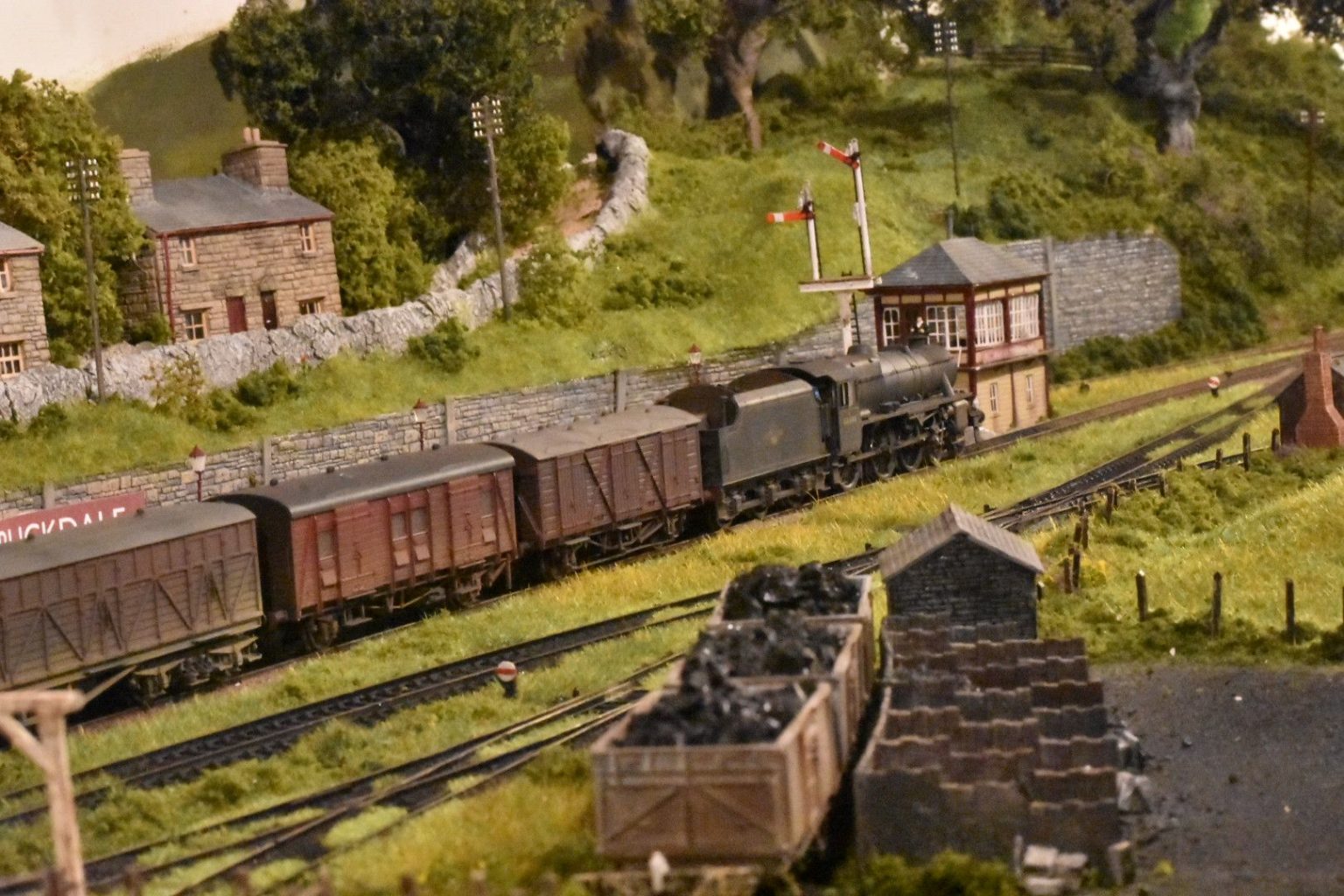 Model Train Scenery - Bring Your Layout to Life | ModelTrainHobbyist.com